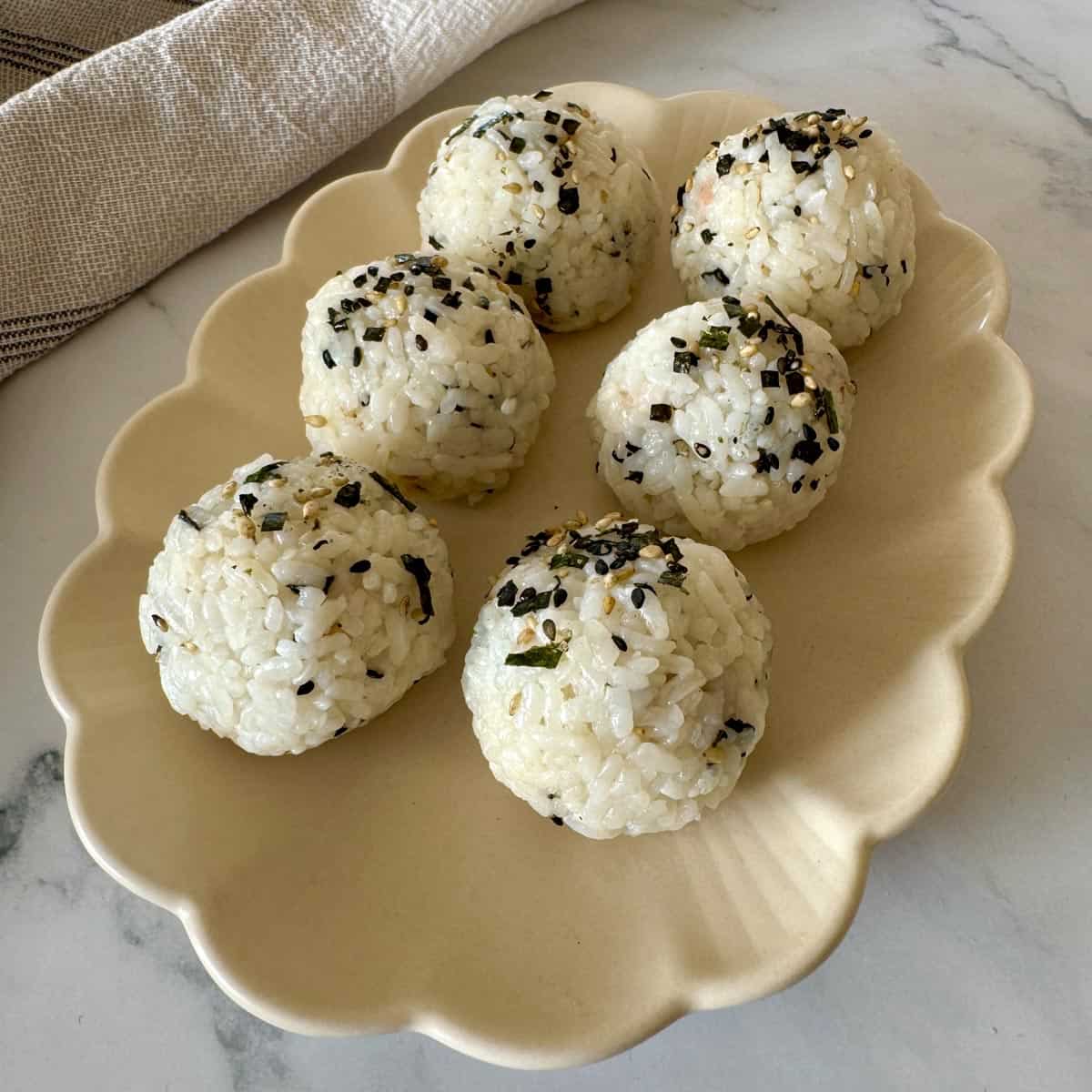 Rice Balls Seaweed