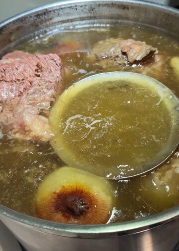 Authentic Vietnamese Beef Pho Recipe – The Savory Chopstick