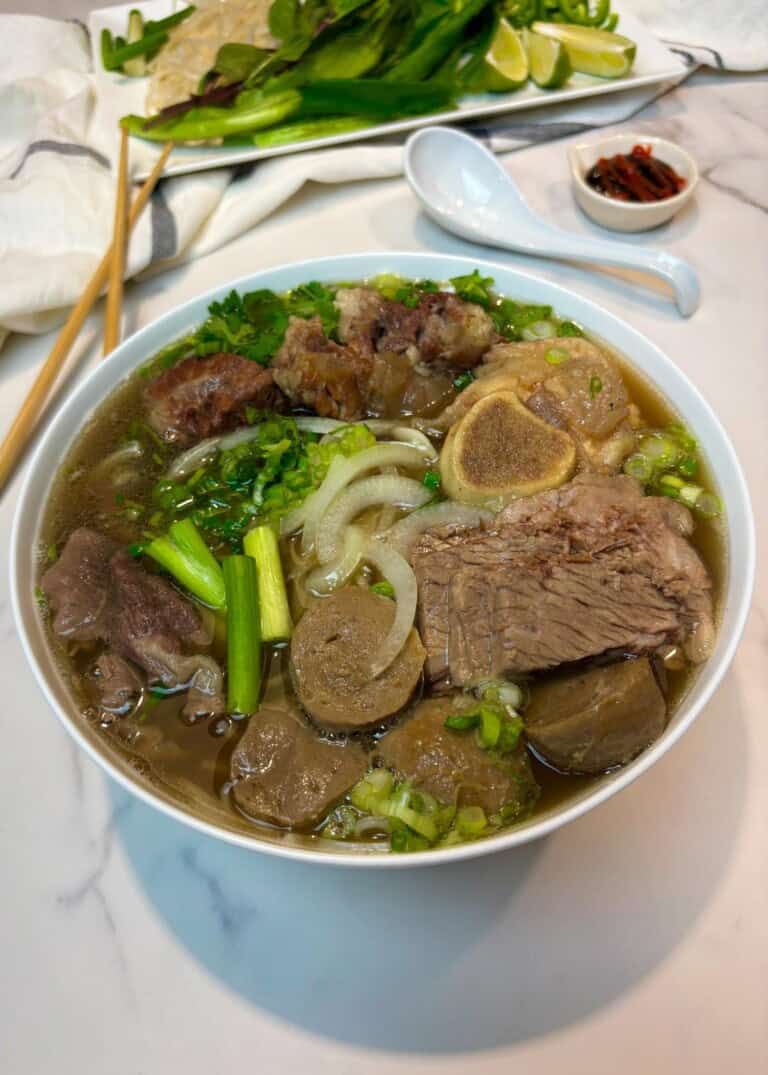 Authentic Vietnamese Beef Pho Recipe – The Savory Chopstick