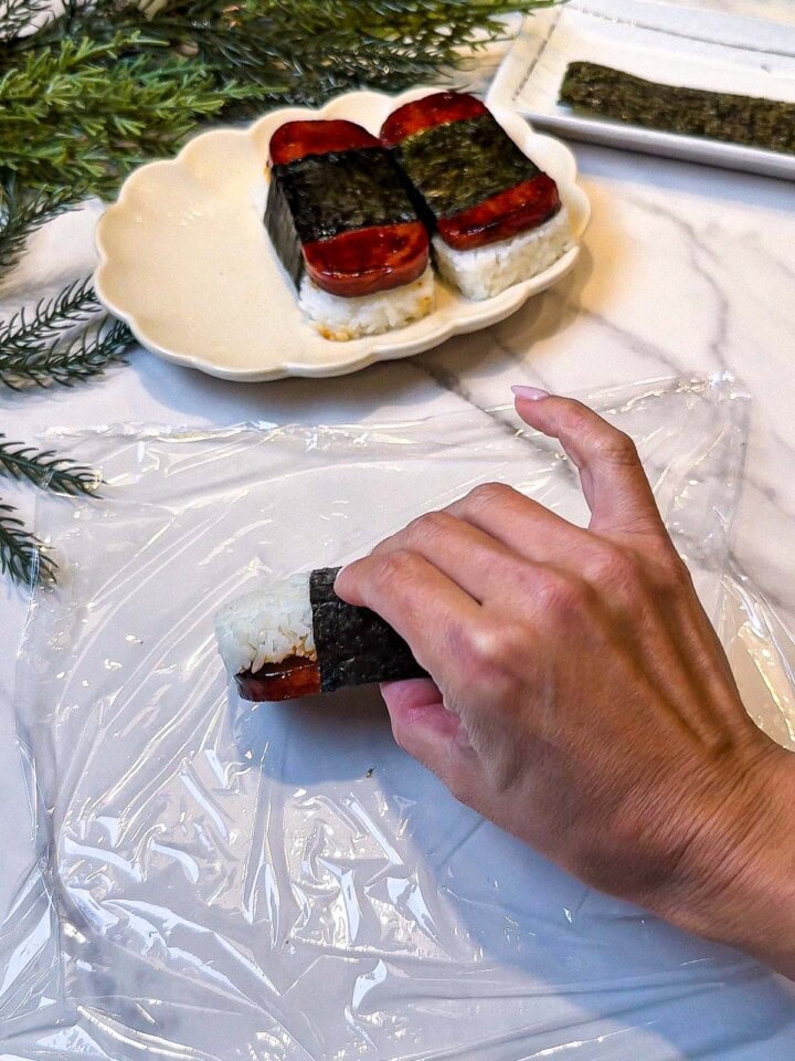 Easy Spam Musubi – The Savory Chopstick